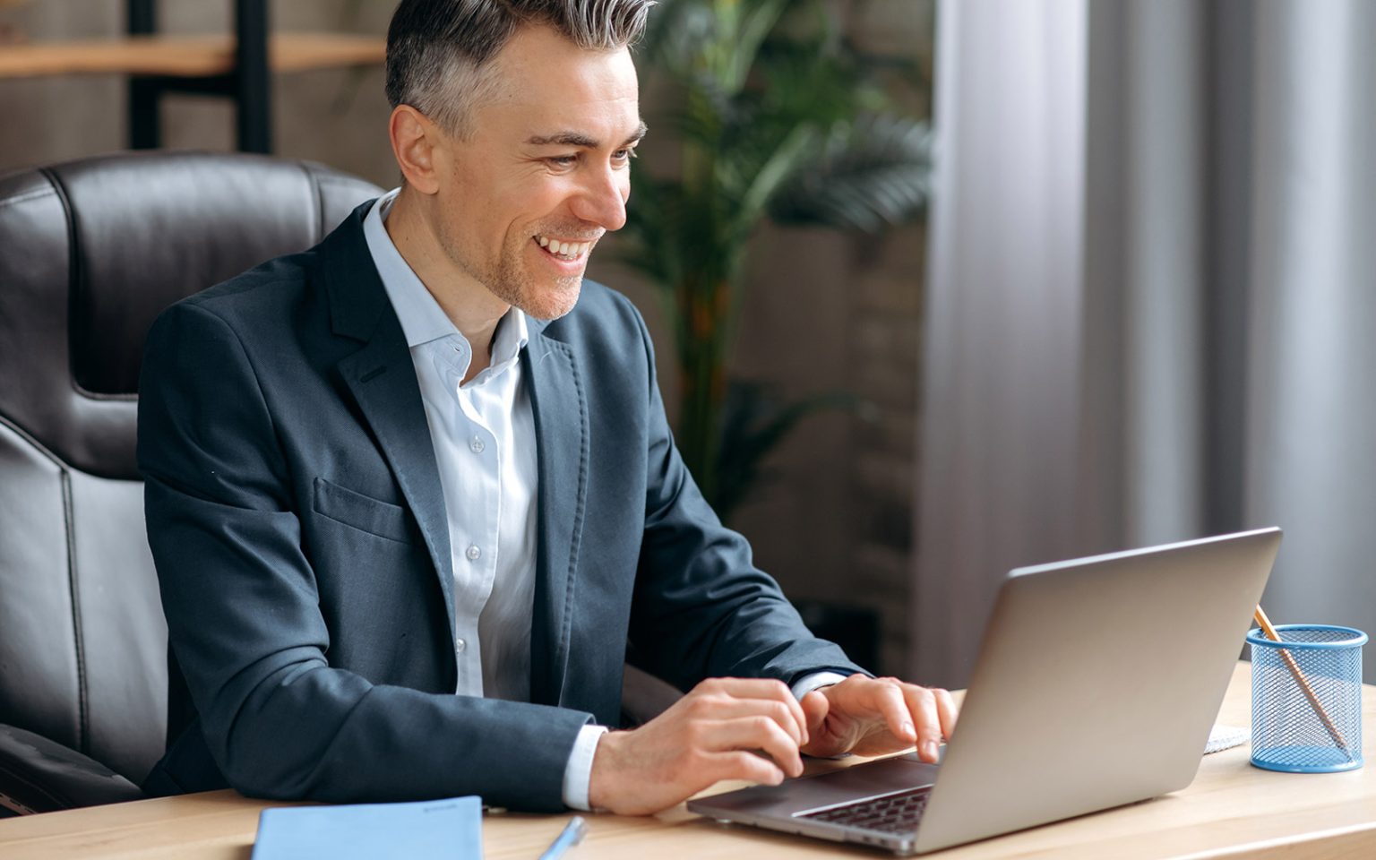 Online Administration: Cara Admin Memahami Teknologi dan Beradaptasi di ...